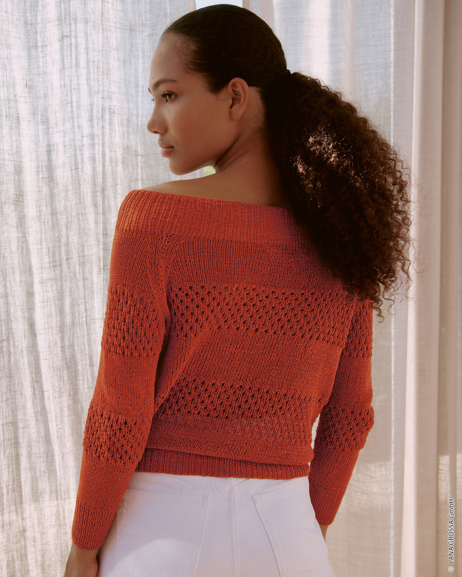 Strickset Raglanpulli Mit Lochmusterstreifen aus Nastrino von Lana Grossa